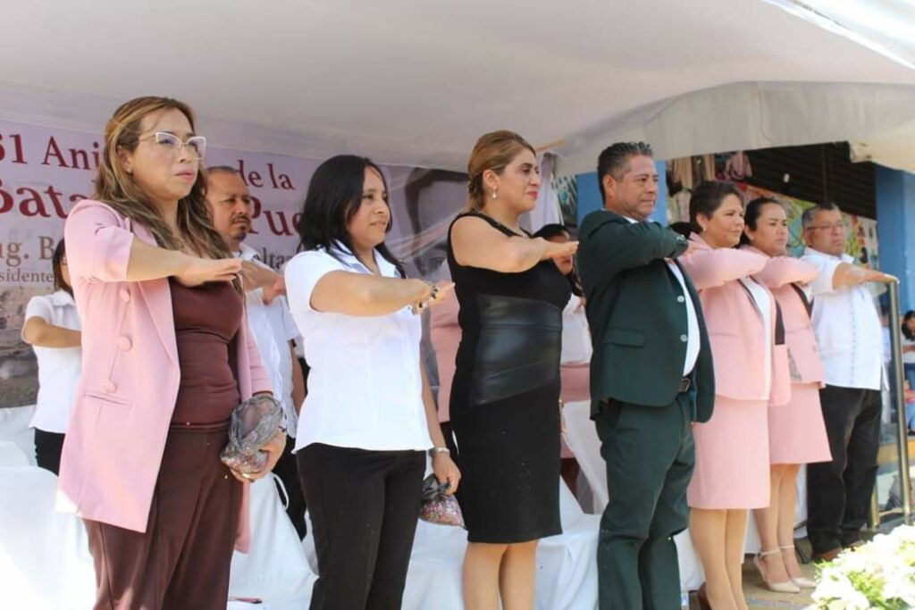 SIGAMOS AVANZANDO HACIA EL PROGRESO, TOMANDO EJEMPLO DE LOS HÉROES QUE ...